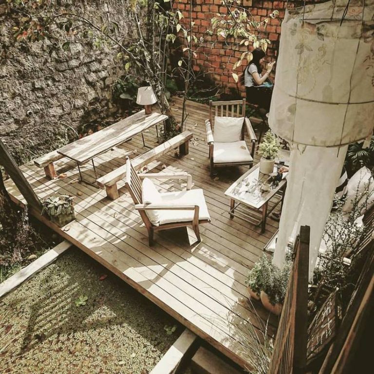 Sống ảo không ngừng nghỉ ở Still café bên hiên nhà gỗ ở Đà Lạt