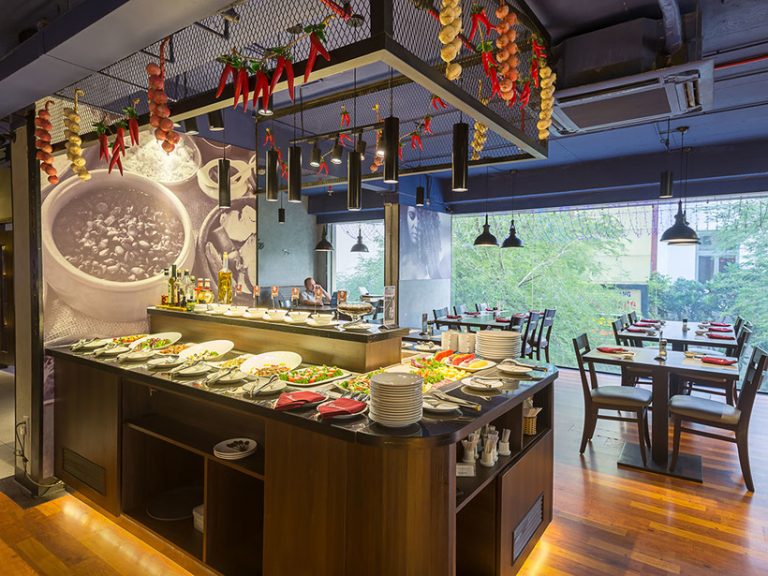 Top 15 quán buffet quận 1 mà các tín đồ mê ăn uống không thể bỏ qua