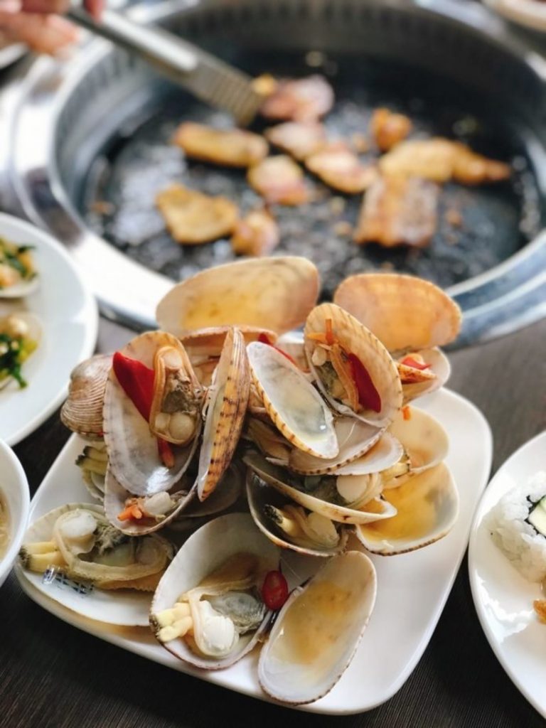 Buffet Poseidon: Menu, bảng giá, khuyến mãi và các chi nhánh ở Hà Nội