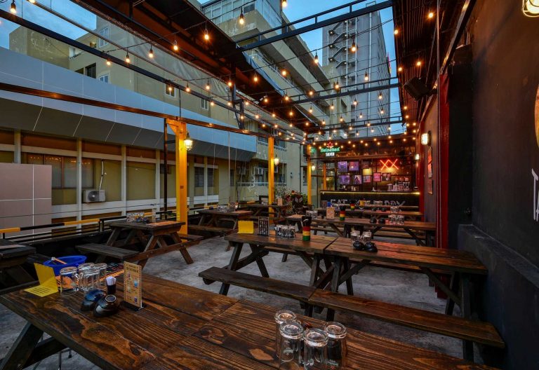 Review nhà hàng Warning Zone: Menu đồ ăn, bảng giá, tất cả chi nhánh