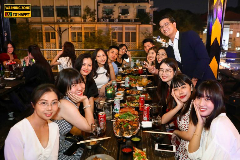 Review nhà hàng Warning Zone: Menu đồ ăn, bảng giá, tất cả chi nhánh