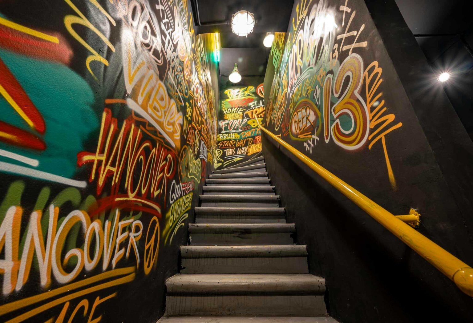 Review nhà hàng Warning Zone: Menu đồ ăn, bảng giá, tất cả chi nhánh