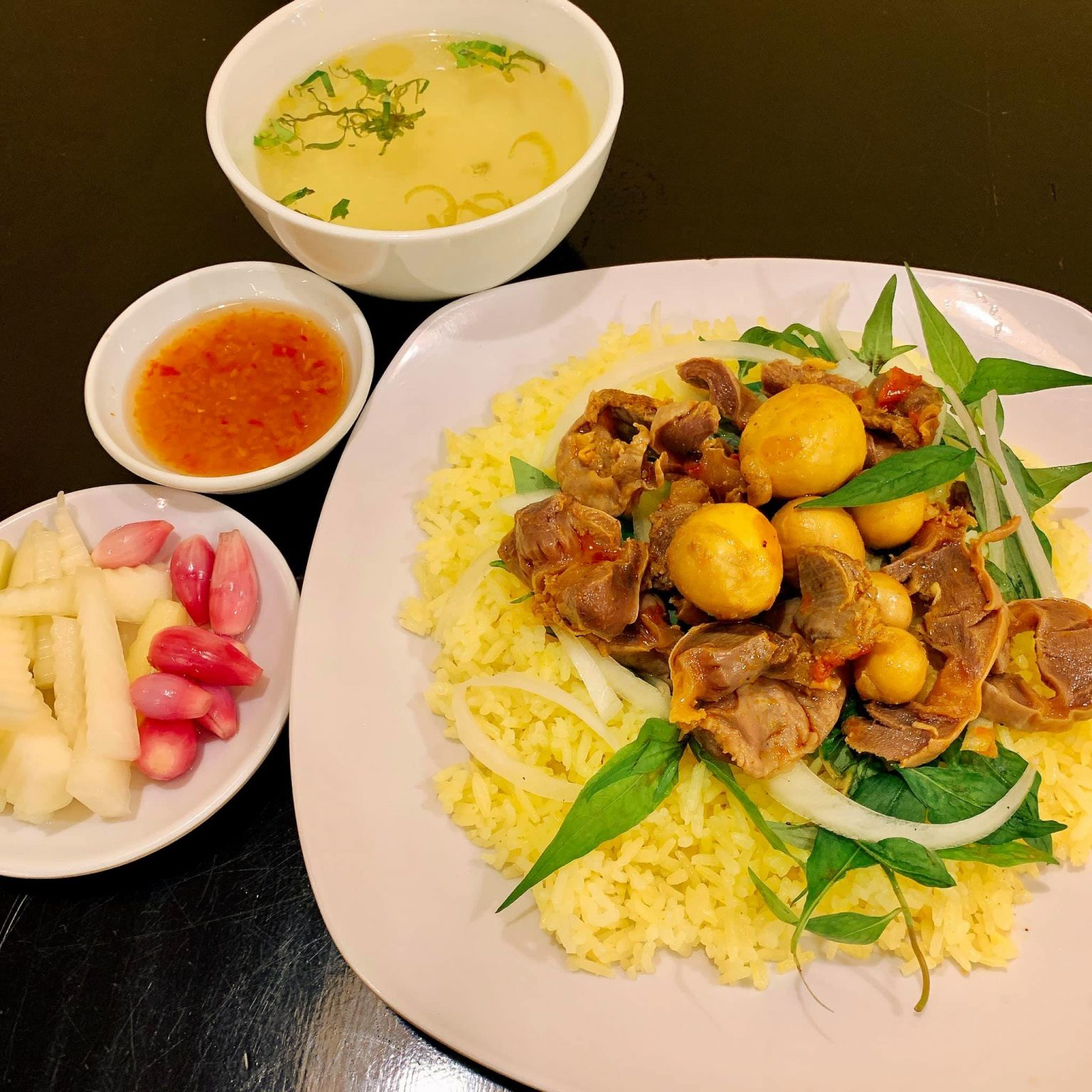 Top 10 Quán cơm gà Đà Nẵng giá rẻ bình dân ngon có tiếng nhất