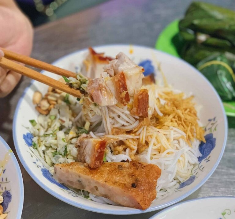 Top 12 bún mắm nêm Huế - Món ăn truyền thống đậm đà bản sắc Việt