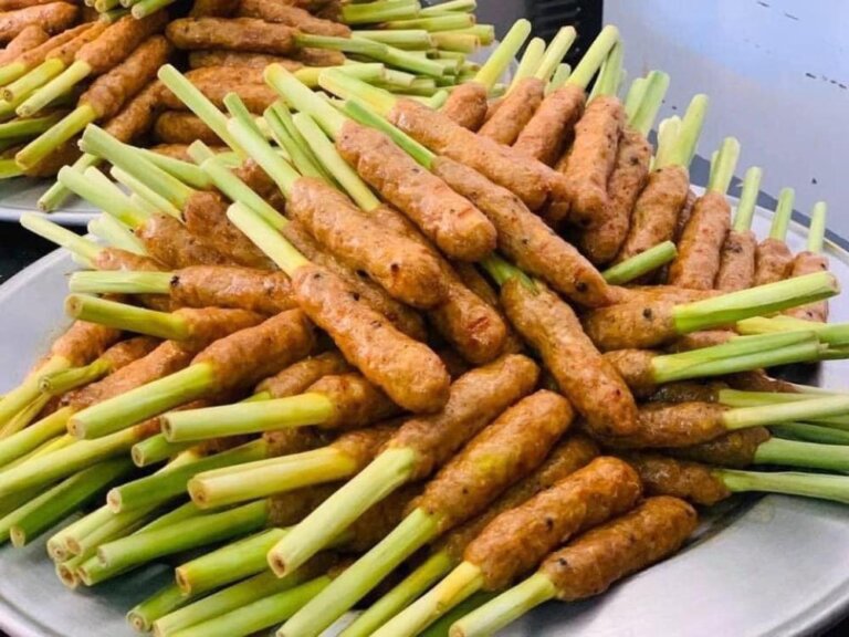 Top 18 địa chỉ quán nem lụi Huế ngon chuẩn vị nên thử
