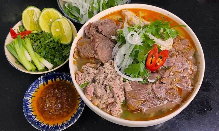 Top 20 đặc sản Việt Nam nổi tiếng làm nức lòng bao du khách